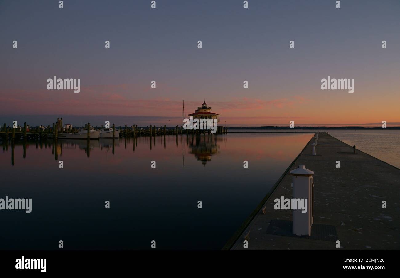 Early morning view of Choptank River Lighthouse, withe reflection in ...