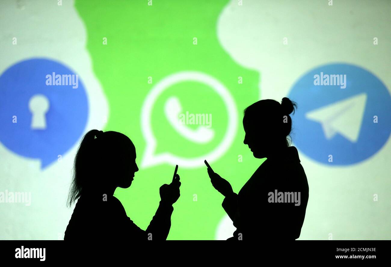 Telegram and whatsapp hi-res stock photography and images - Alamy