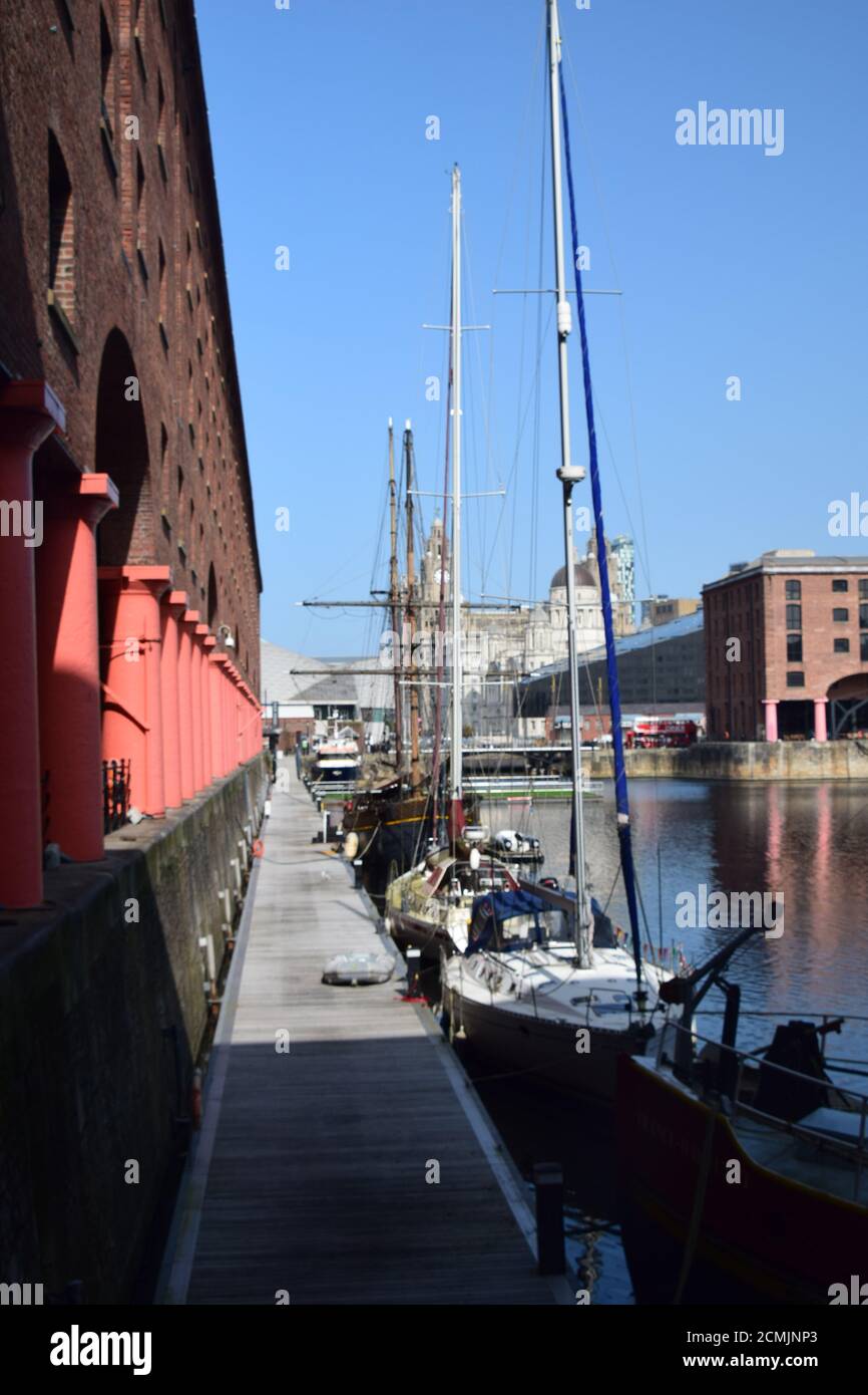 Liverpool City waterfront and Albert dock area Stock Photo - Alamy
