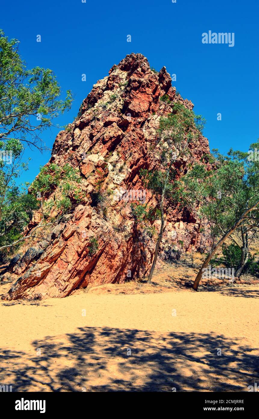 Rugged rocks hi-res stock photography and images - Alamy