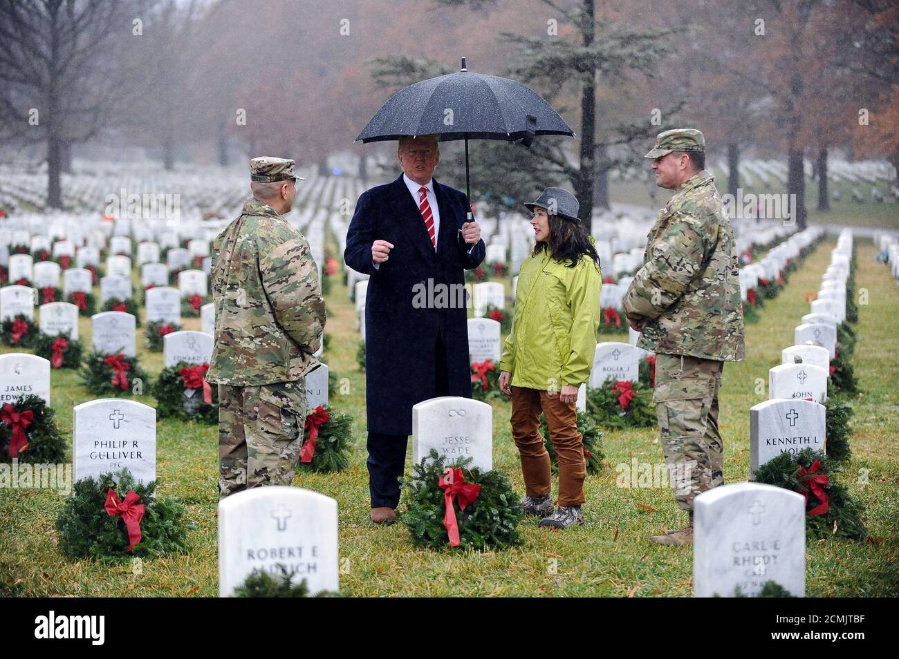 Donald trump at arlington national cemetery hi-res stock photography ...
