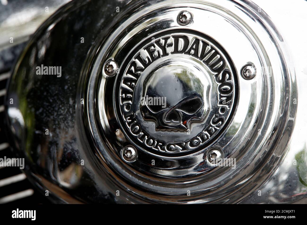 Harley davidson logo hi-res stock photography and images - Alamy
