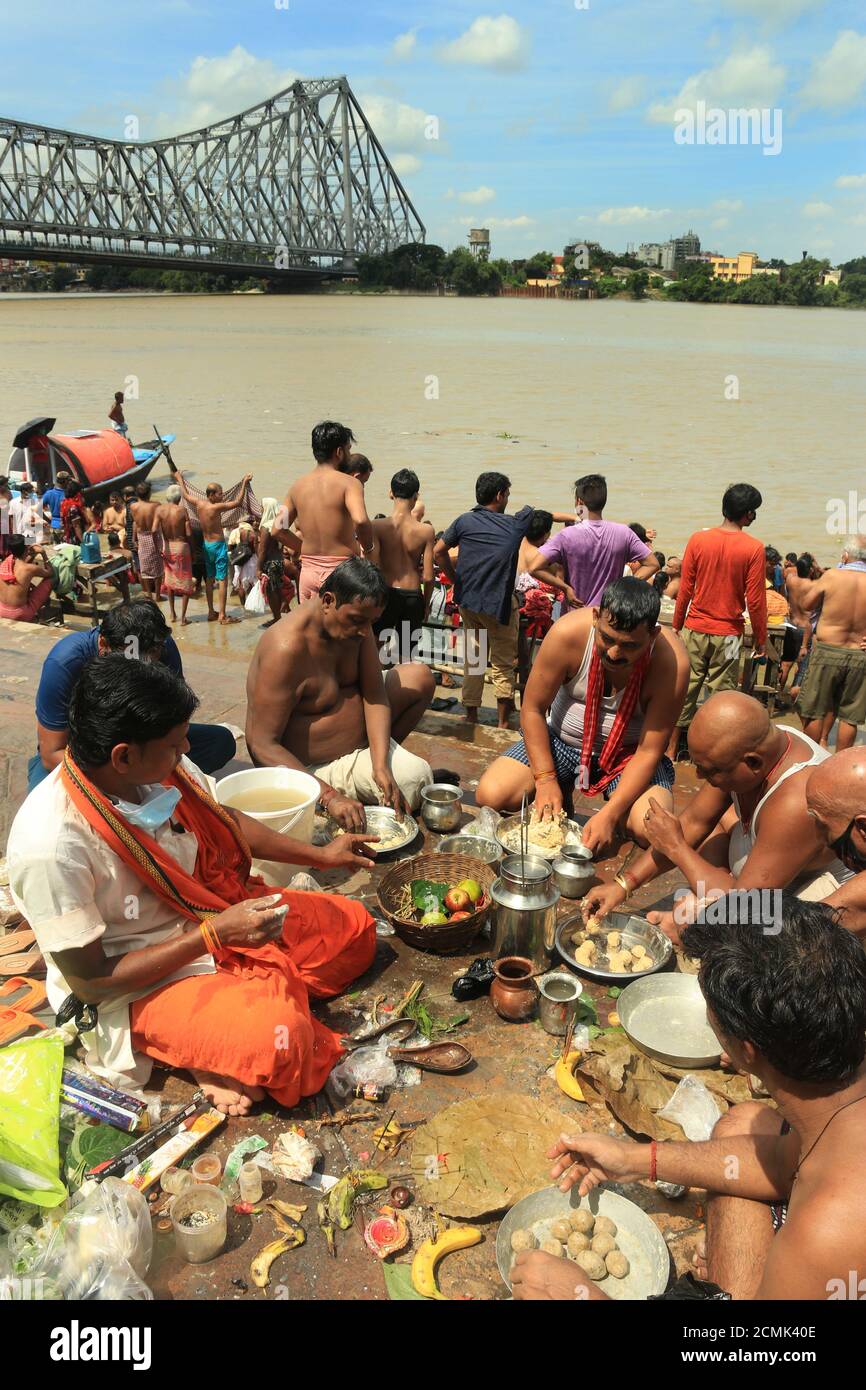 Pitru Tarpan High Resolution Stock Photography and Images - Alamy