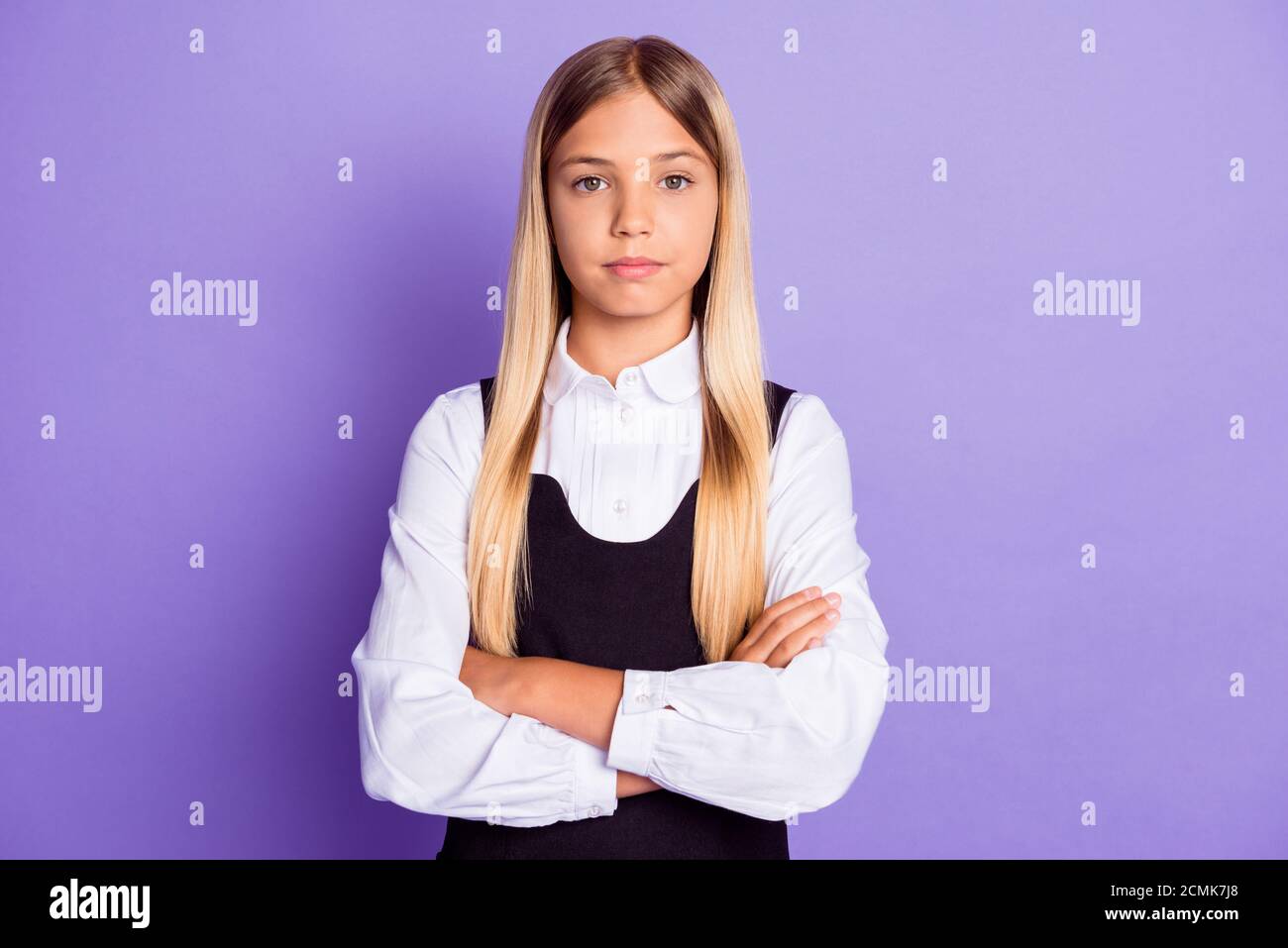 Portrait of her she nice attractive pretty lovely content serious ...