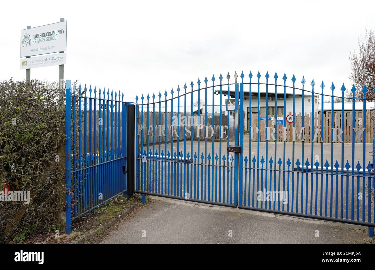 Parkside view hi-res stock photography and images - Alamy