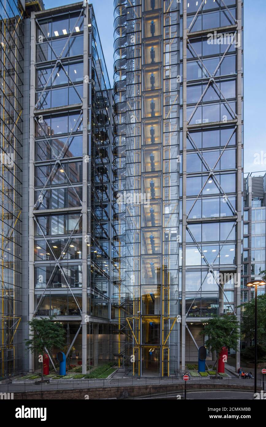 Cross bracing hi-res stock photography and images - Alamy