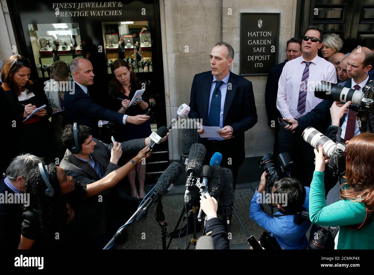 Flying squad police hi-res stock photography and images - Alamy