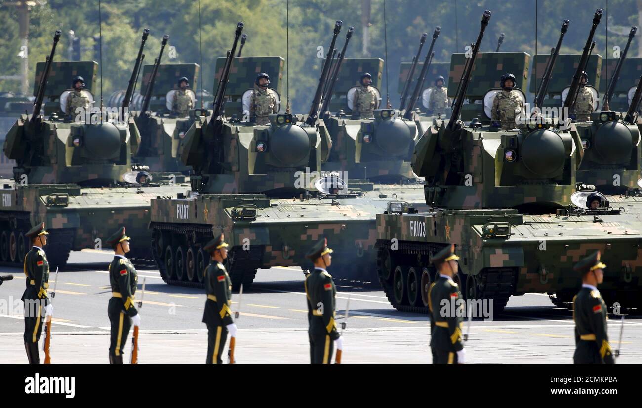 Chinese military tank parade hi-res stock photography and images - Alamy