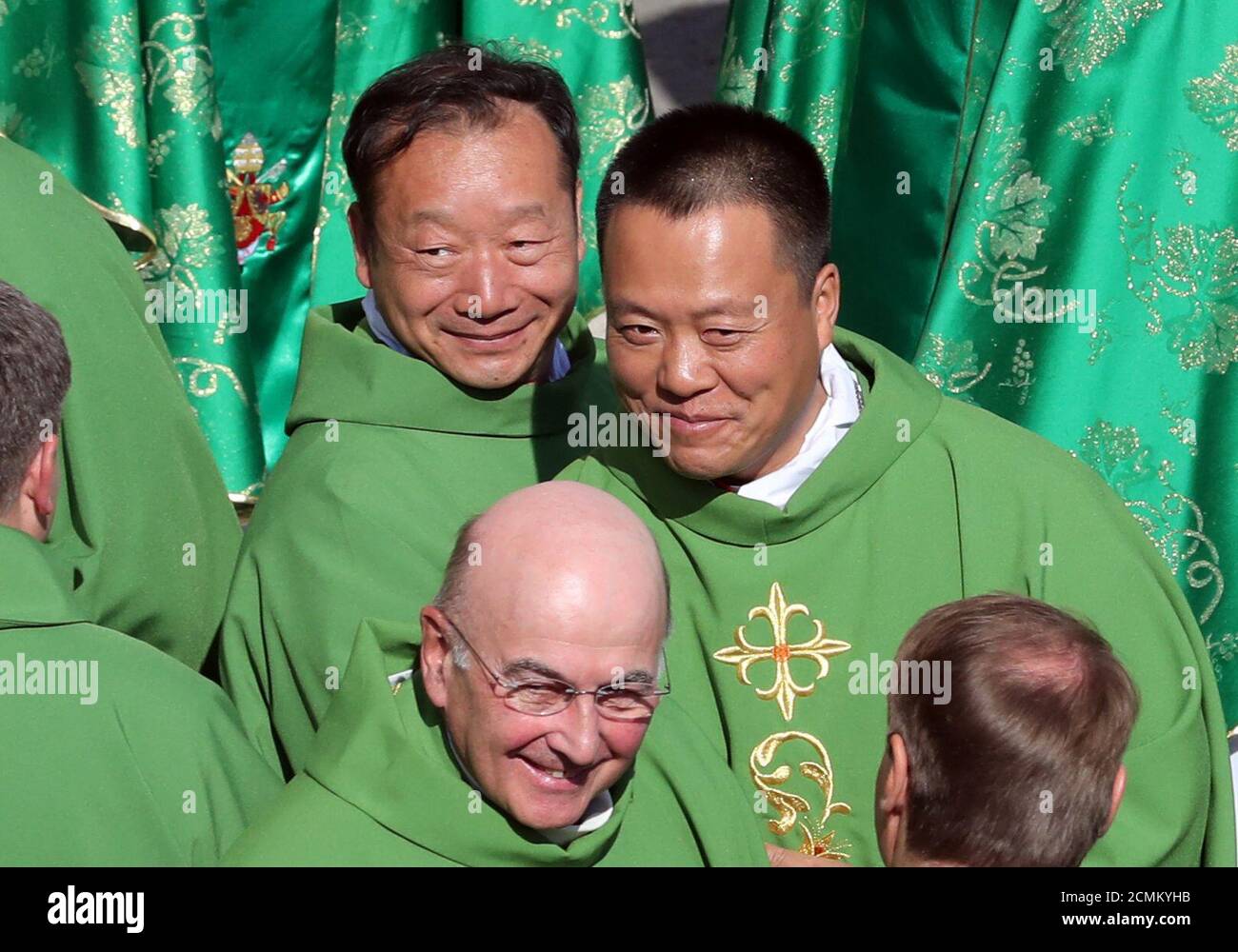 Chinese bishops hi-res stock photography and images - Alamy