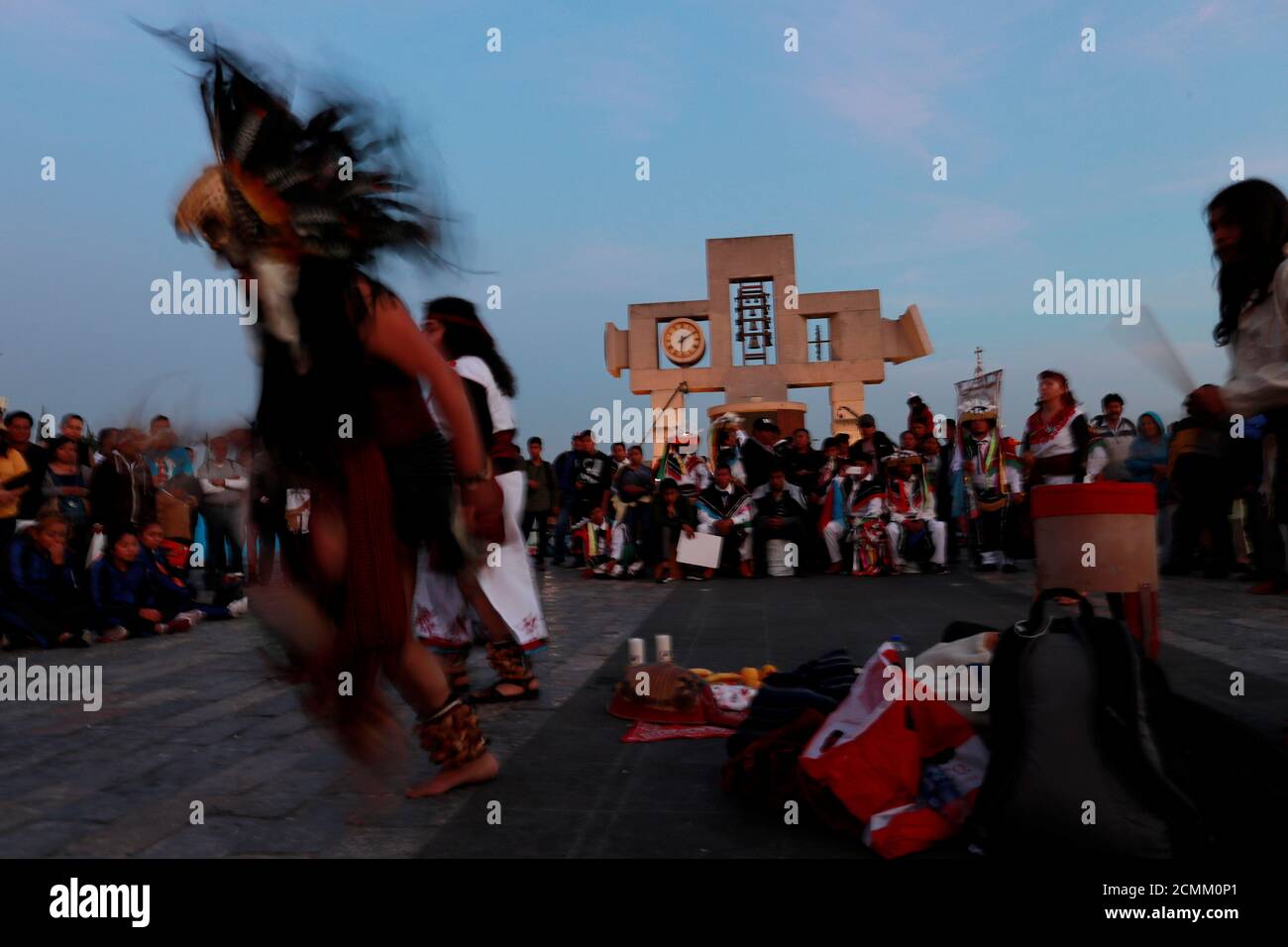 Pre hispanic dancers hi-res stock photography and images - Alamy