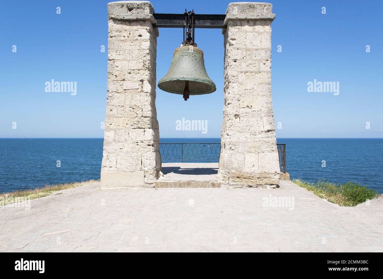 Large iron bell hi-res stock photography and images - Alamy