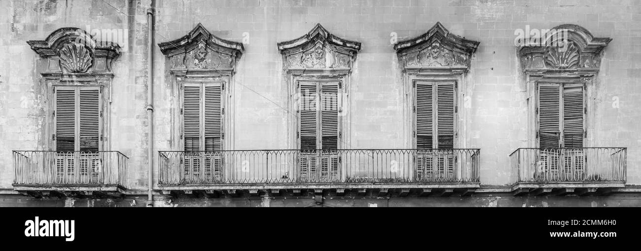 Baroque style of architecture Black and White Stock Photos & Images - Alamy