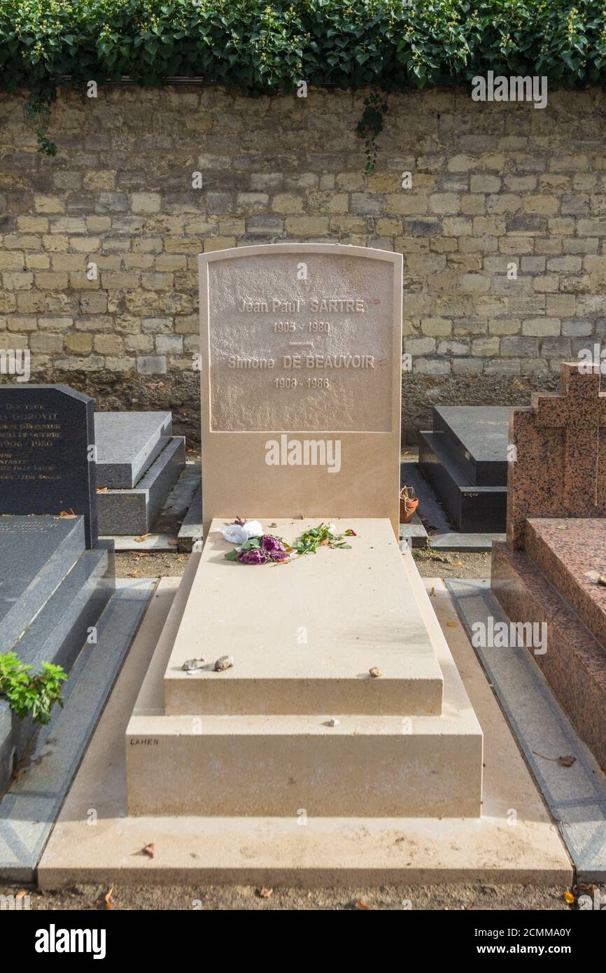 The grave of Jean Paul Sartre and Simone de Beauvoir Stock Photo - Alamy