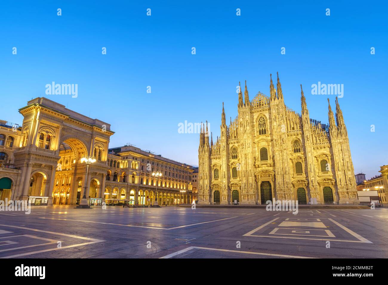 Duomo at sunrise hi-res stock photography and images - Alamy
