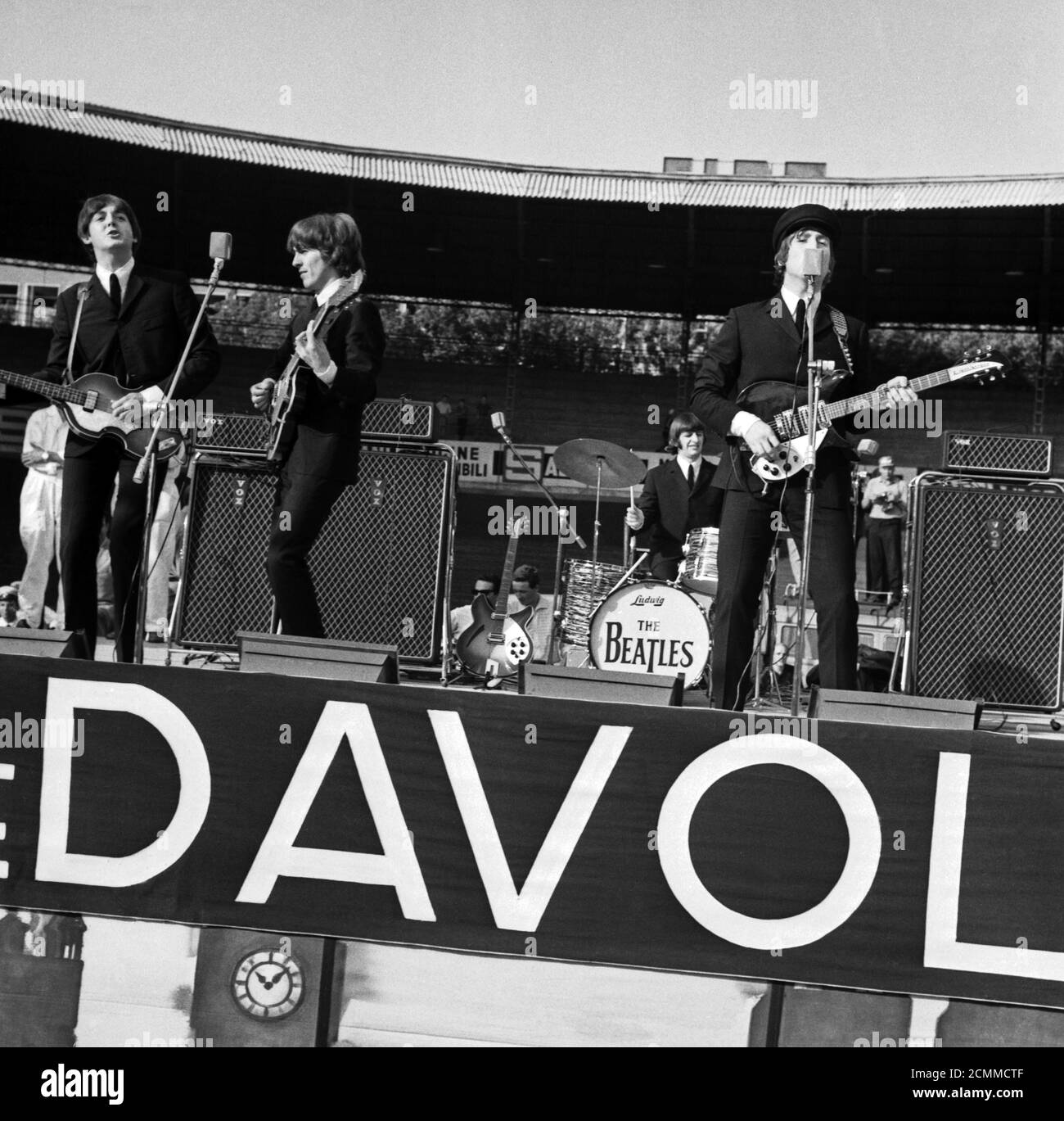 The beatles in italy hi-res stock photography and images - Alamy