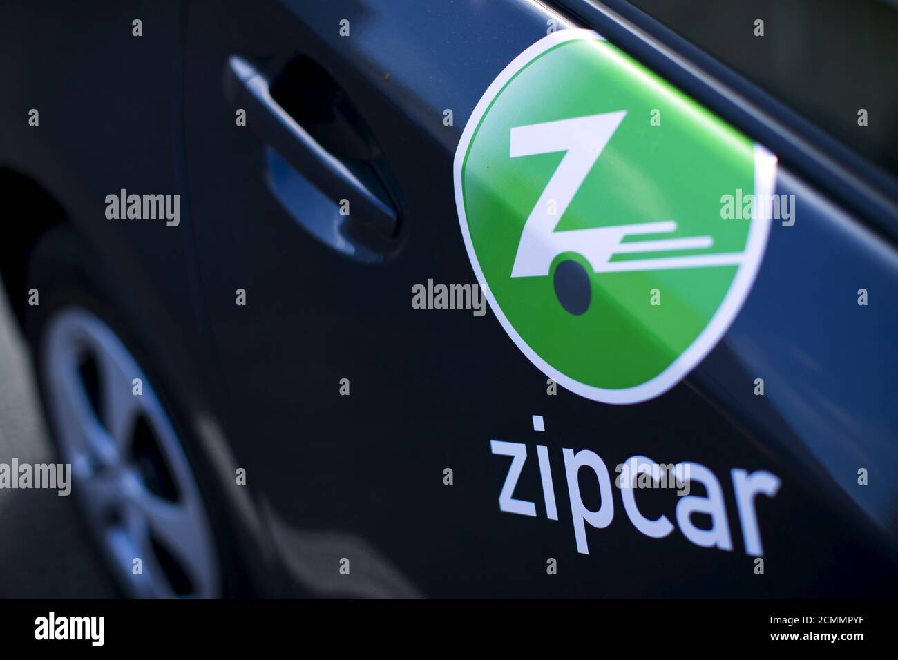 Logo auto logo hi-res stock photography and images - Alamy