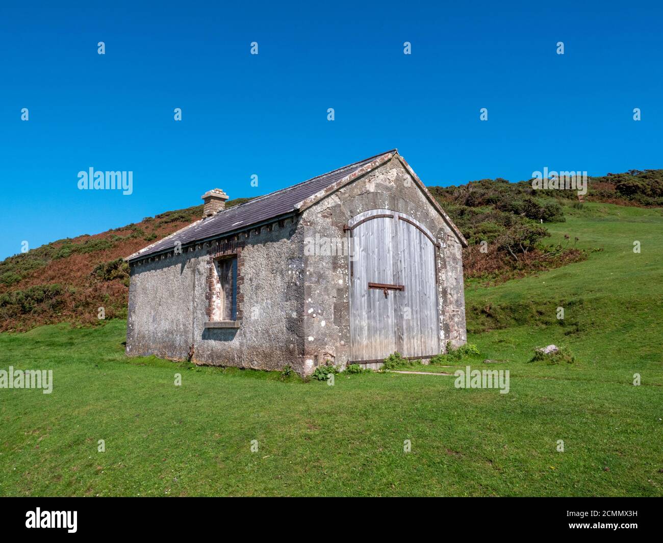 Old barn uk hi-res stock photography and images - Alamy