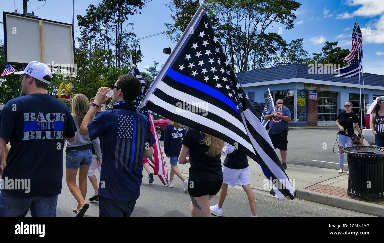 Blue lives matter flag hi-res stock photography and images - Alamy