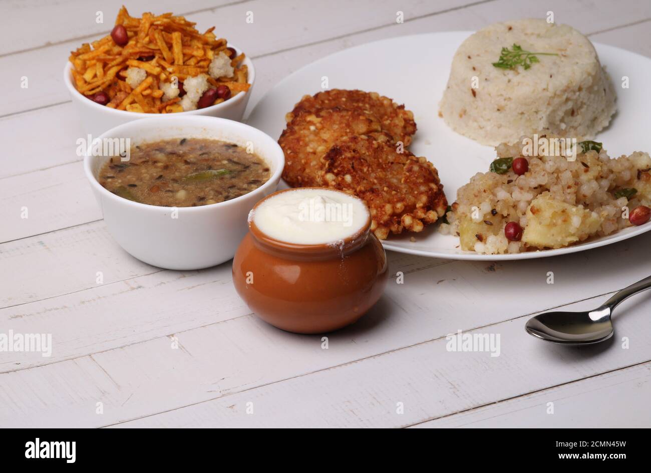 Indian maharashtrian thali hi-res stock photography and images - Alamy