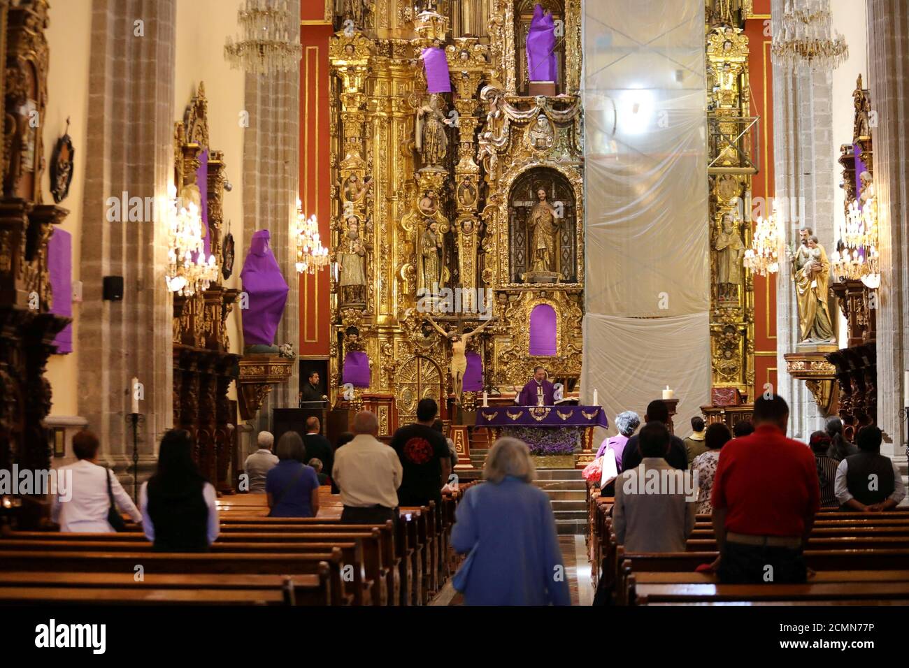 Catholic imagery paintings hi-res stock photography and images - Alamy