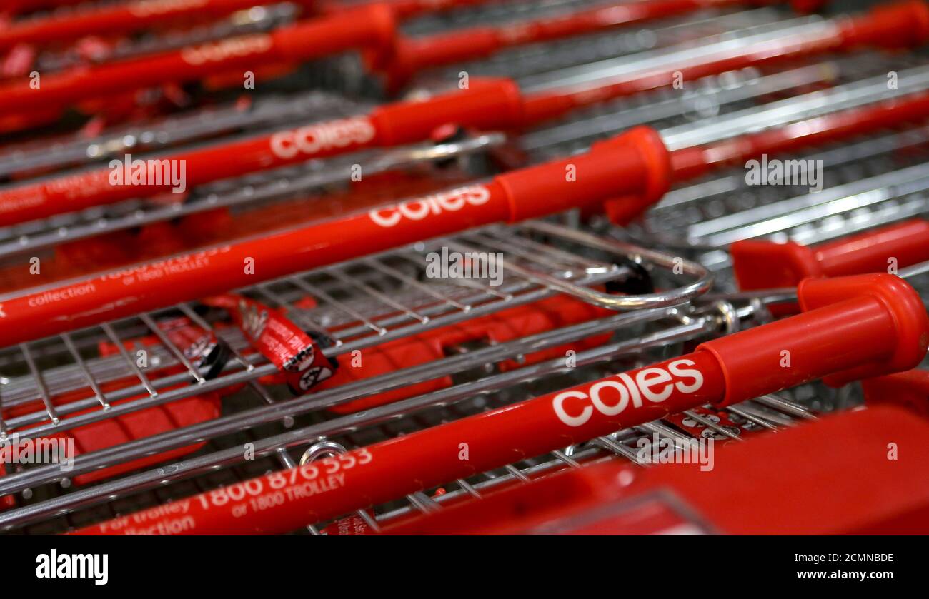 Coles supermarket trolleys hi-res stock photography and images - Alamy