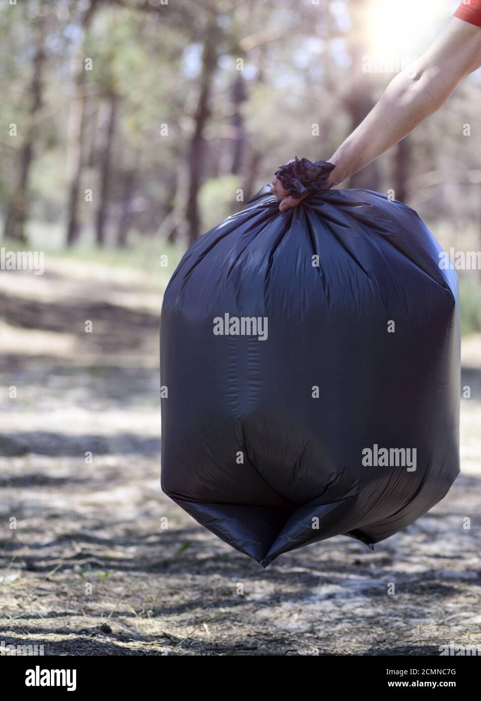 Black plastic bag tree hi-res stock photography and images - Alamy