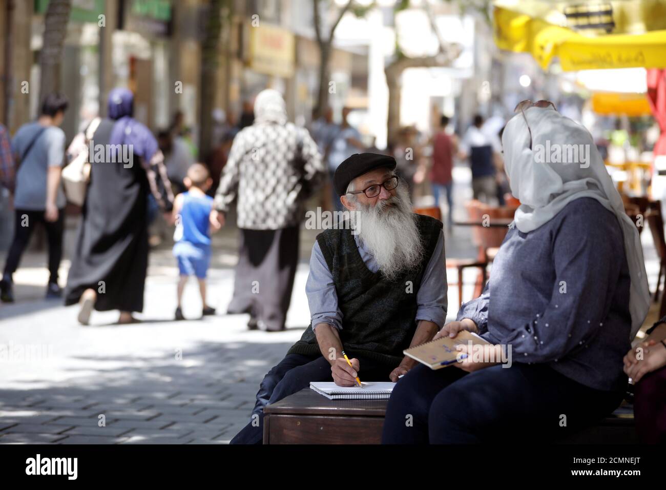 American comics artist hi-res stock photography and images - Alamy