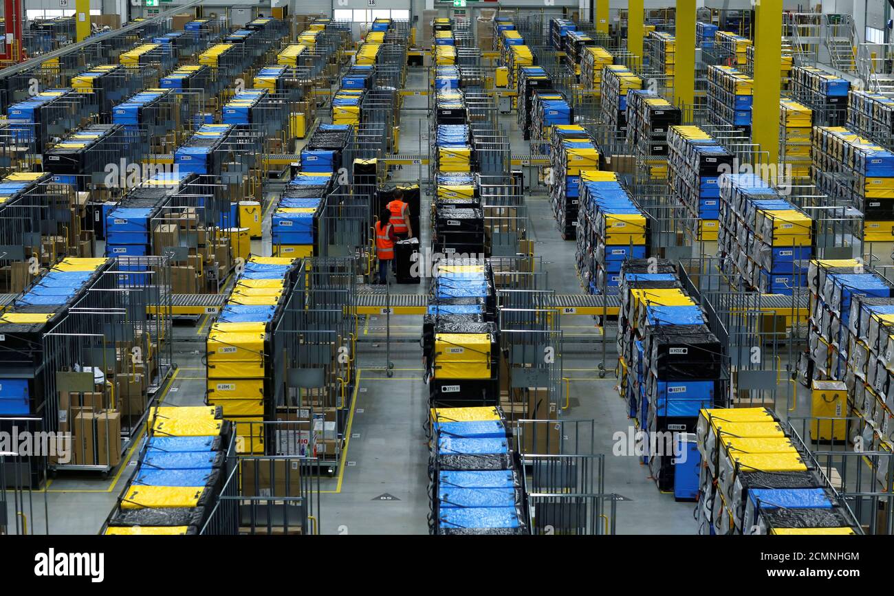 Amazon logistic germany hi-res stock photography and images - Alamy
