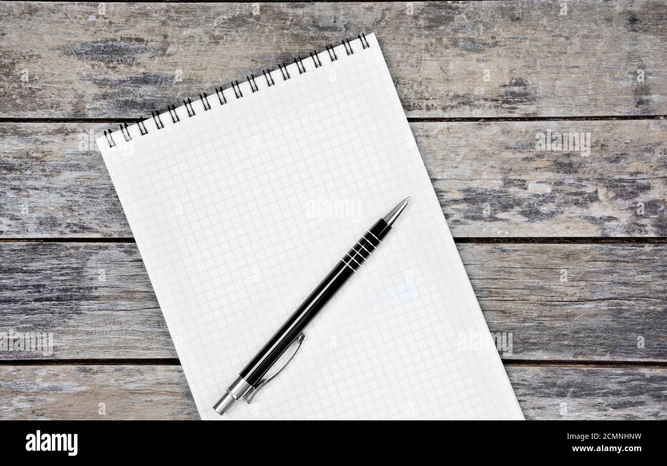 Blank empty notepad hi-res stock photography and images - Alamy