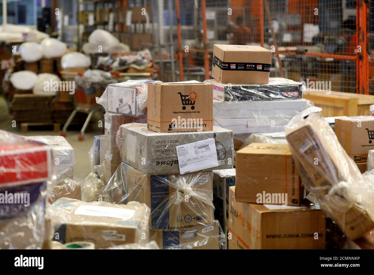 20 packages hi-res stock photography and images - Alamy