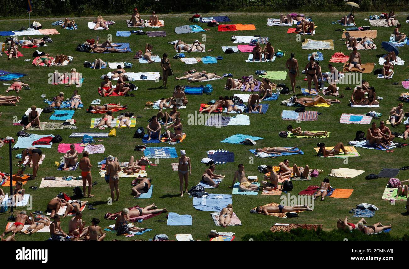 Prague swimming pool hi-res stock photography and images - Alamy