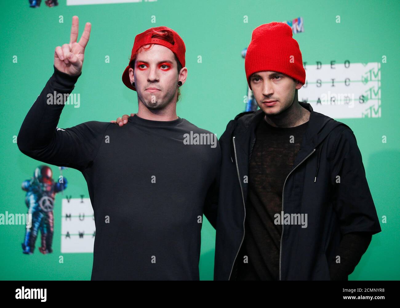 Twenty one pilots backstage hi-res stock photography and images - Alamy