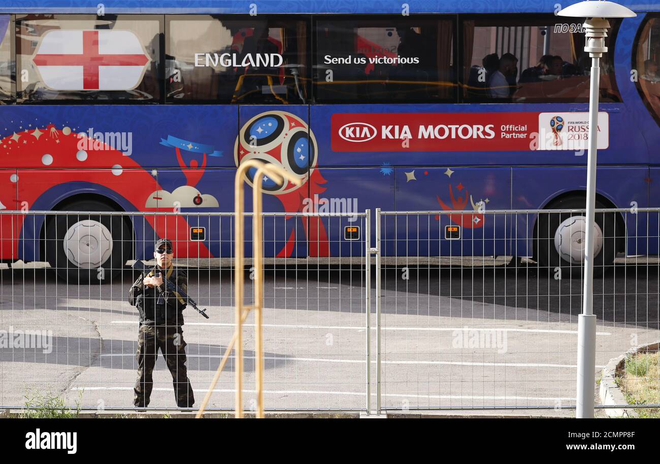 Football soccer england team arrival hi-res stock photography and ...
