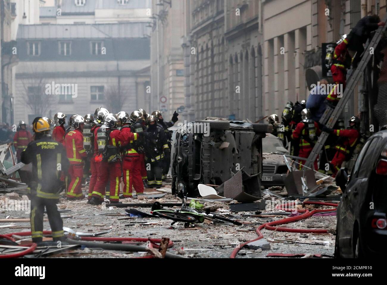 Accident bakery blast disaster explosion explosion in paris france ...