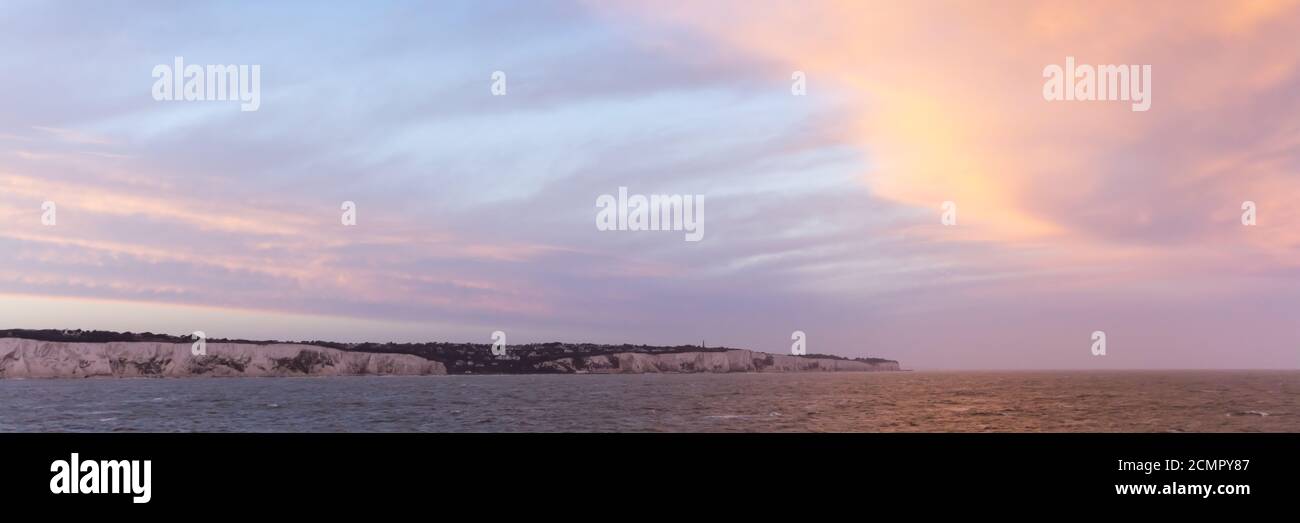 Evening light at the white cliffs of Dover Stock Photo - Alamy