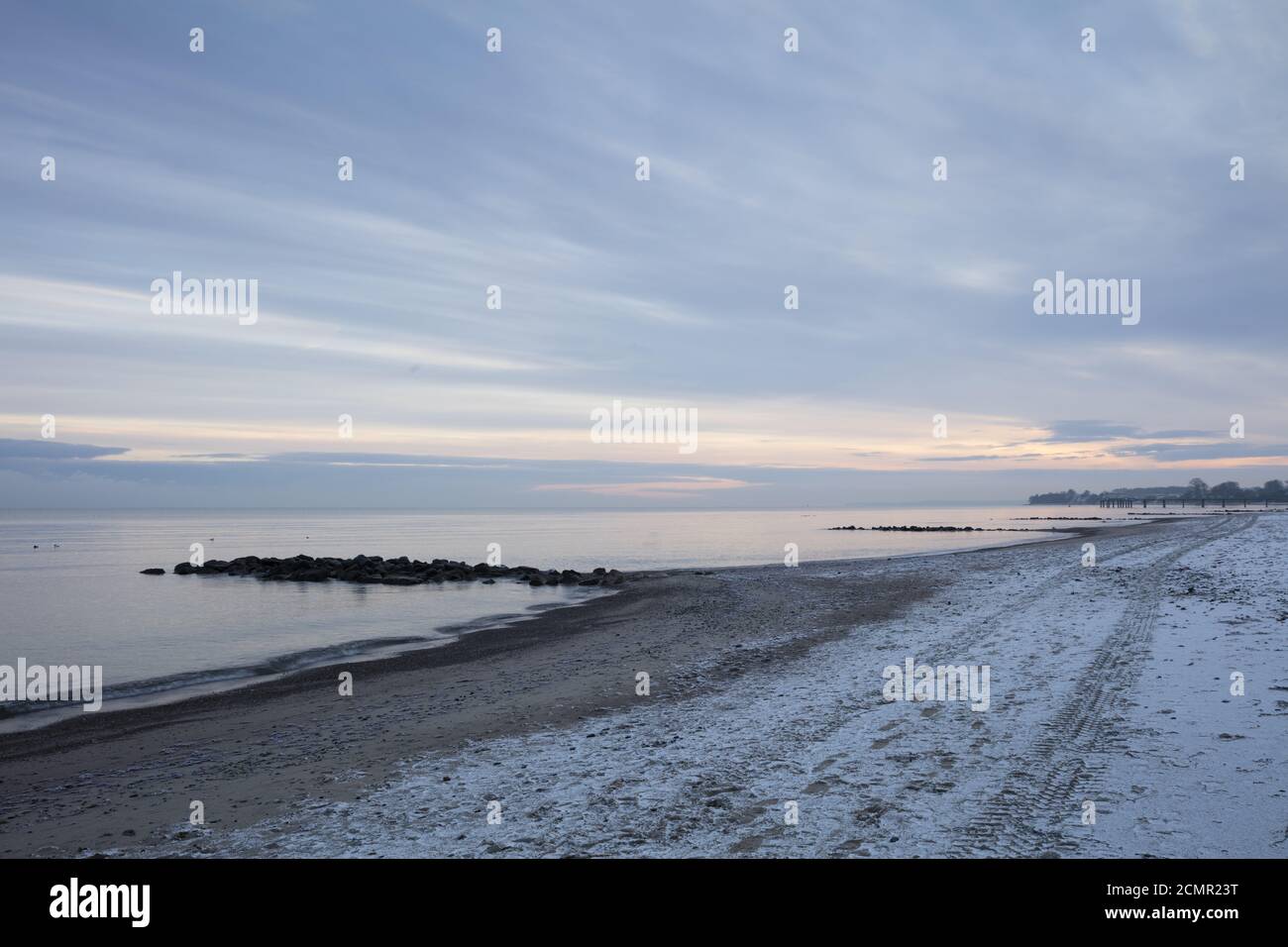 Snow coast people hi-res stock photography and images - Alamy