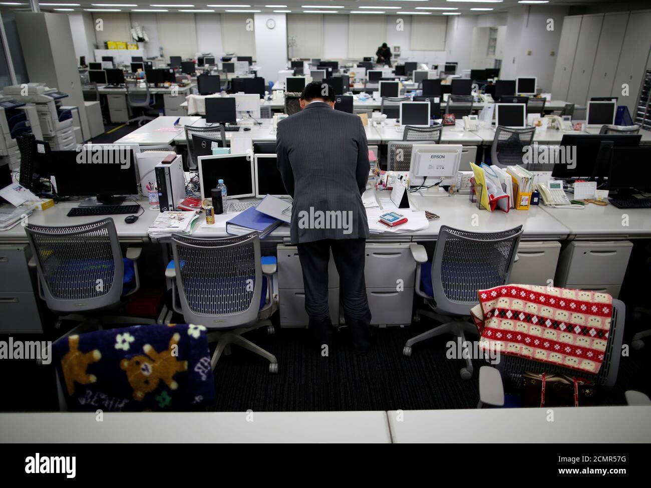 Japan government employees office hi-res stock photography and images ...