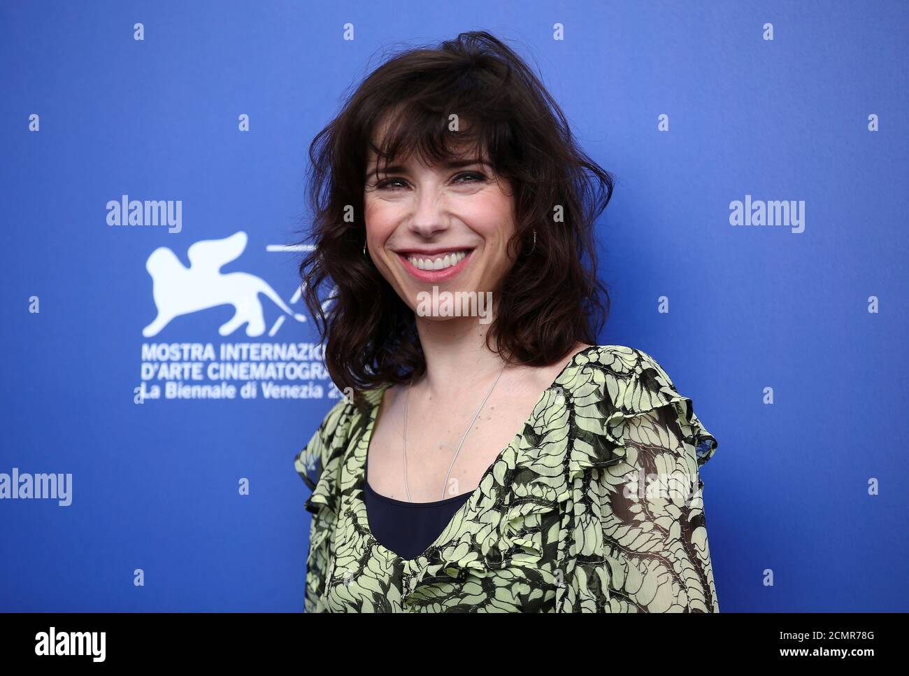 Shape of water film sally hawkins hi-res stock photography and images ...