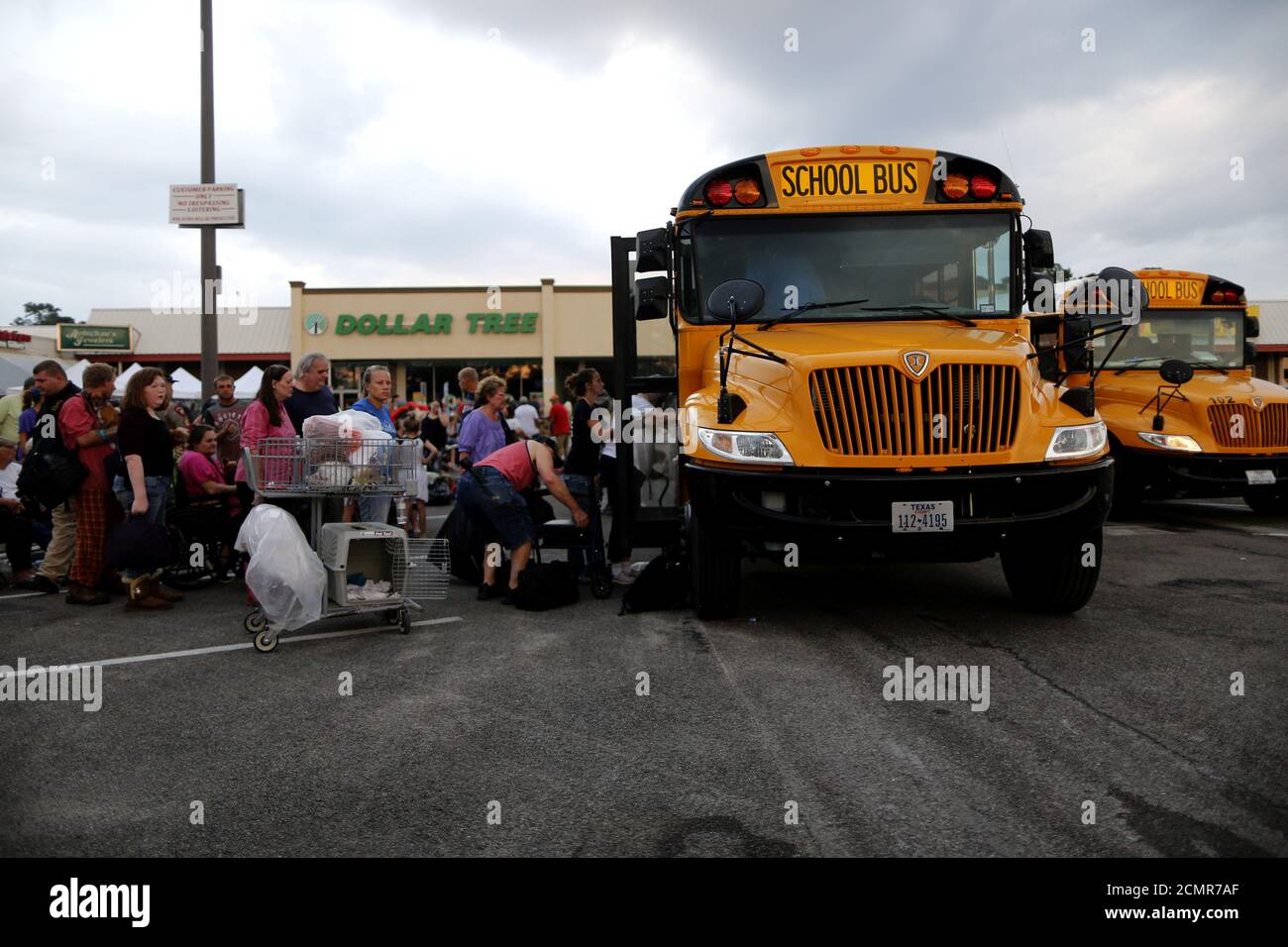 Flood school bus hi-res stock photography and images - Alamy