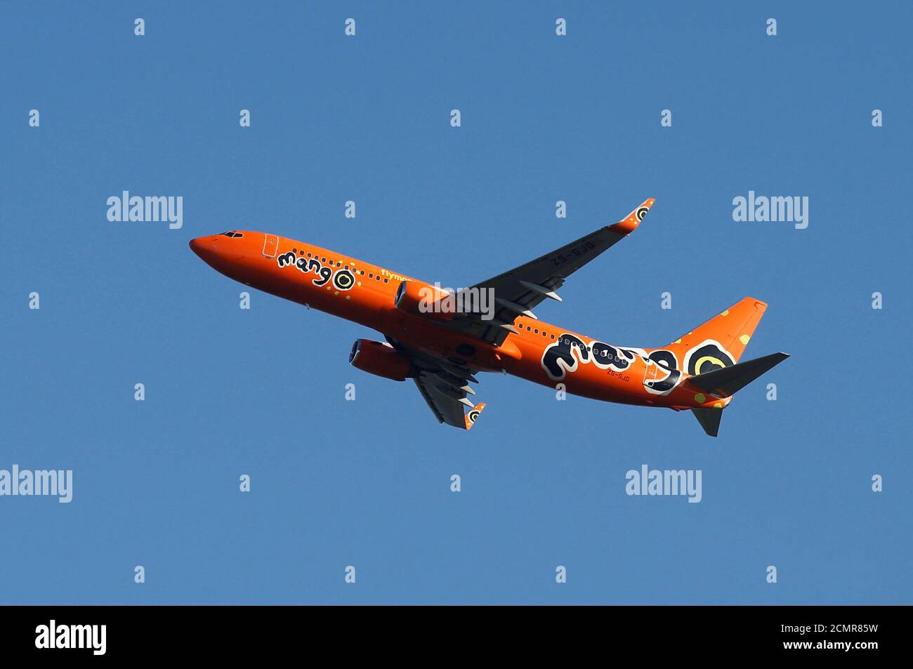 Mango airlines aircraft hi-res stock photography and images - Alamy