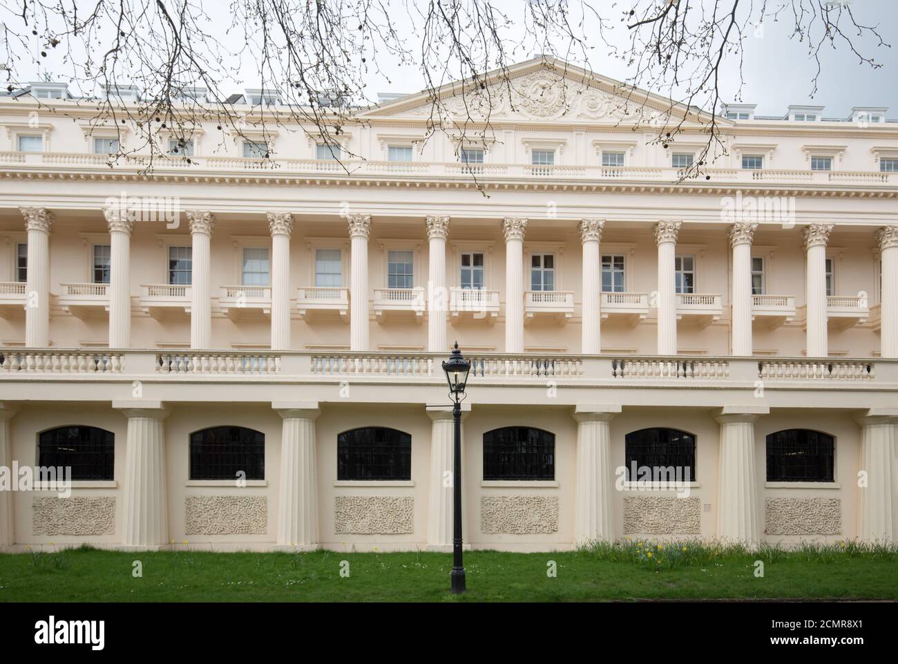 Architecture at carlton house terrace hi-res stock photography and ...