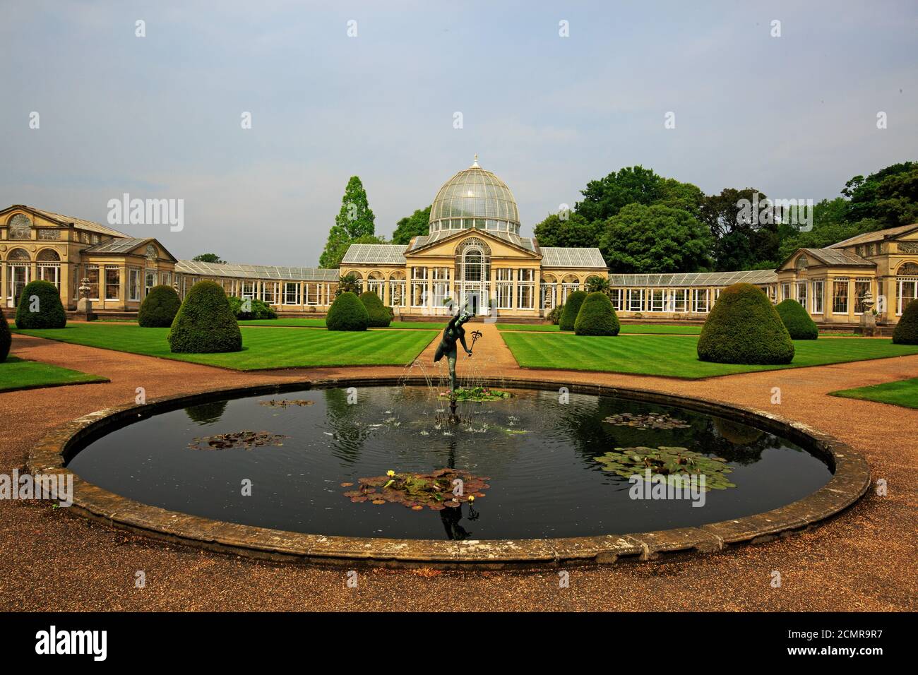 Syon gardens hi-res stock photography and images - Alamy