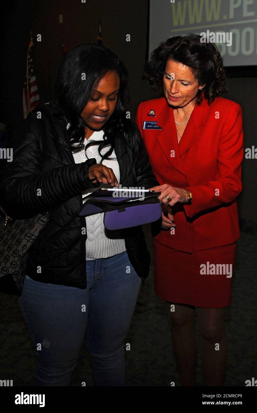 Military saves pledge hi-res stock photography and images - Alamy