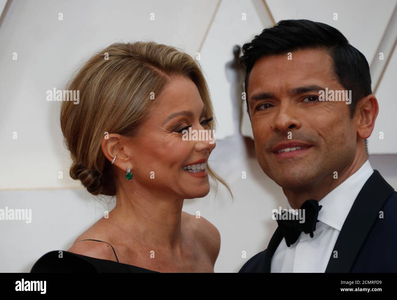 Kelly ripa and husband hi-res stock photography and images - Alamy