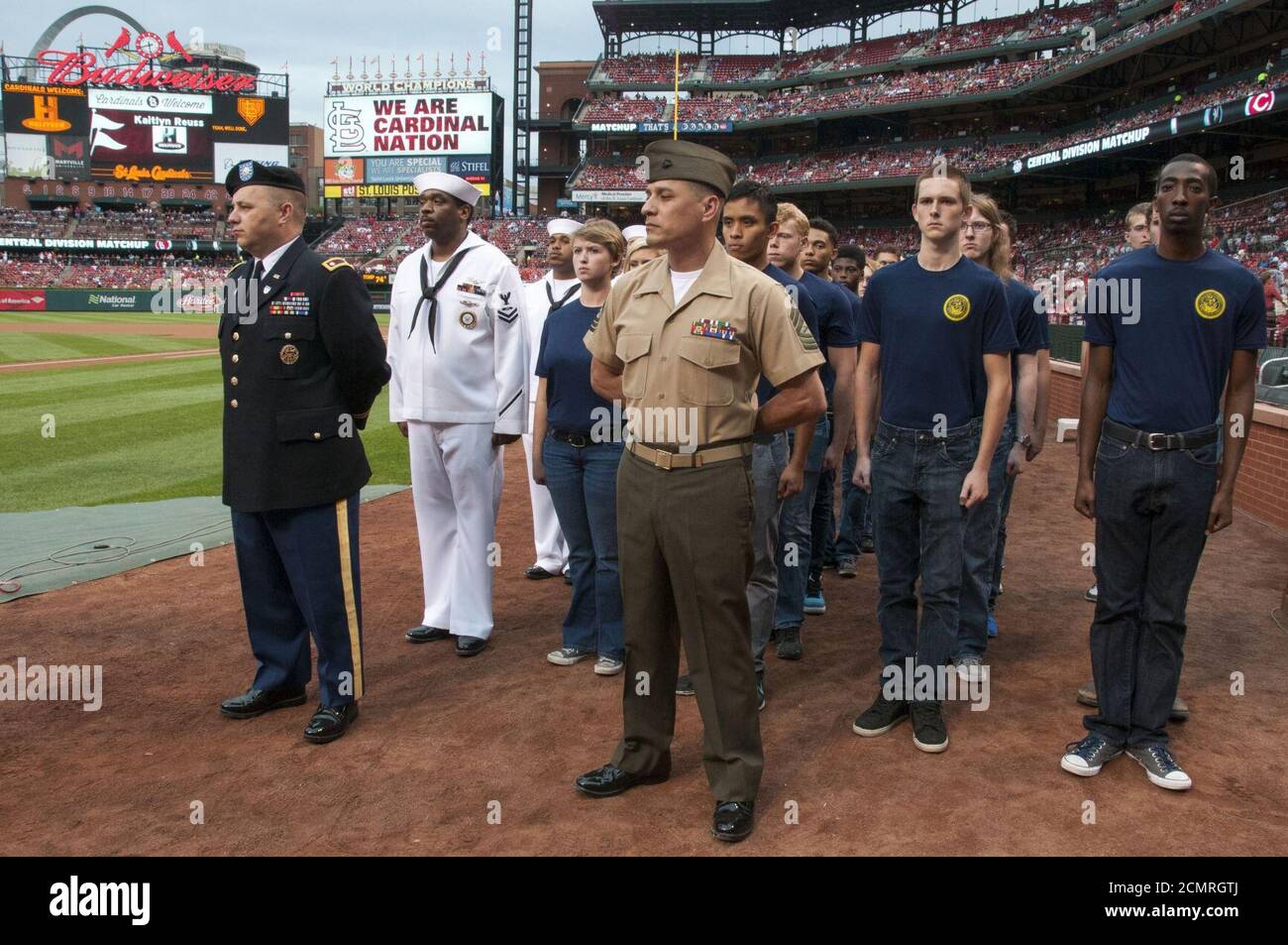 Joint oath of enlistment ceremony 150926 Stock Photo - Alamy