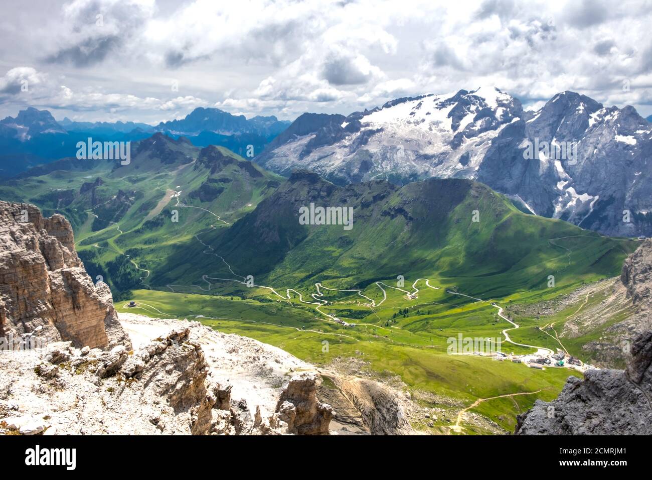 Italian alps roads hi-res stock photography and images - Alamy