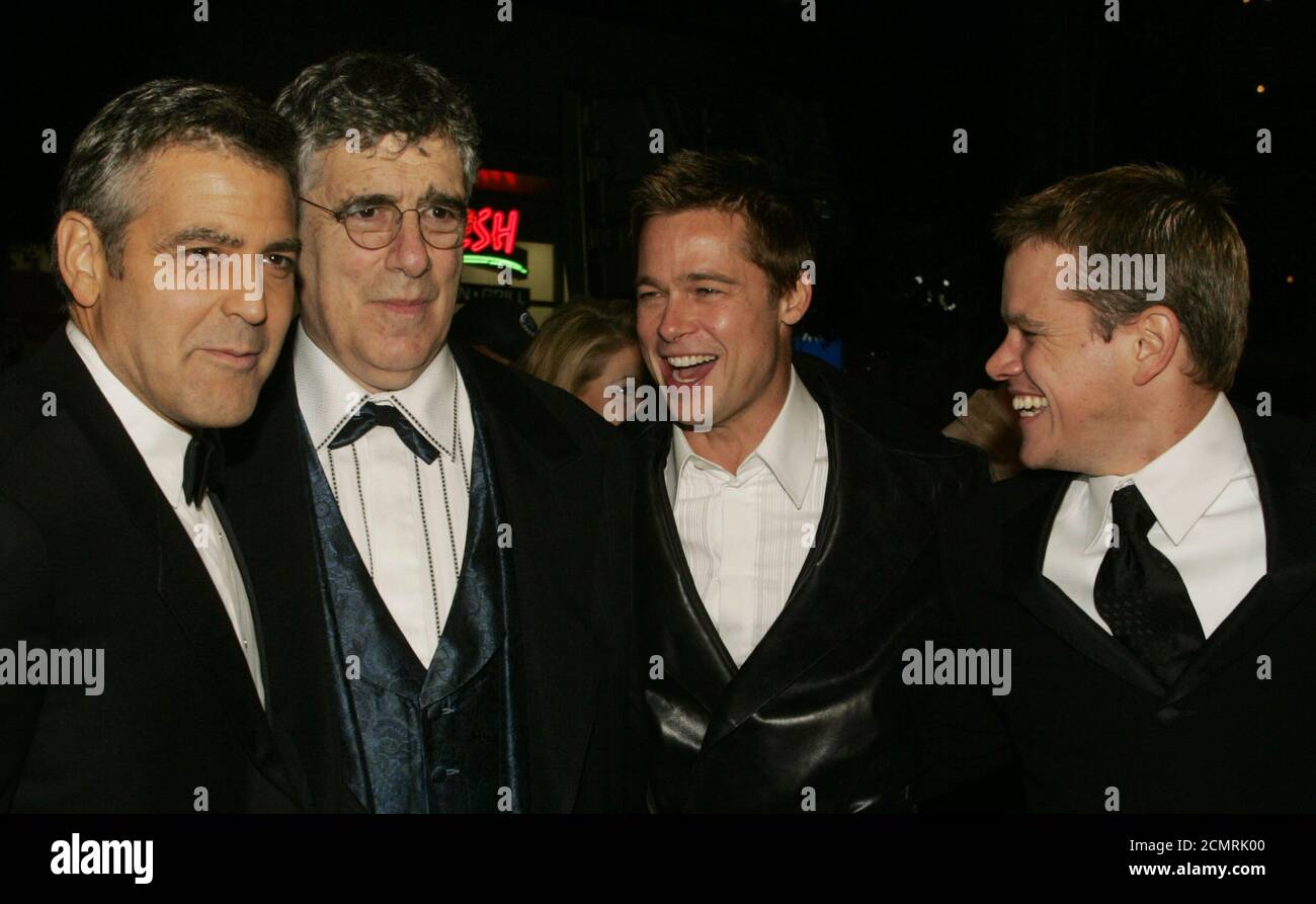 Brad Pitt Premiere Oceans Twelve High Resolution Stock Photography and ...