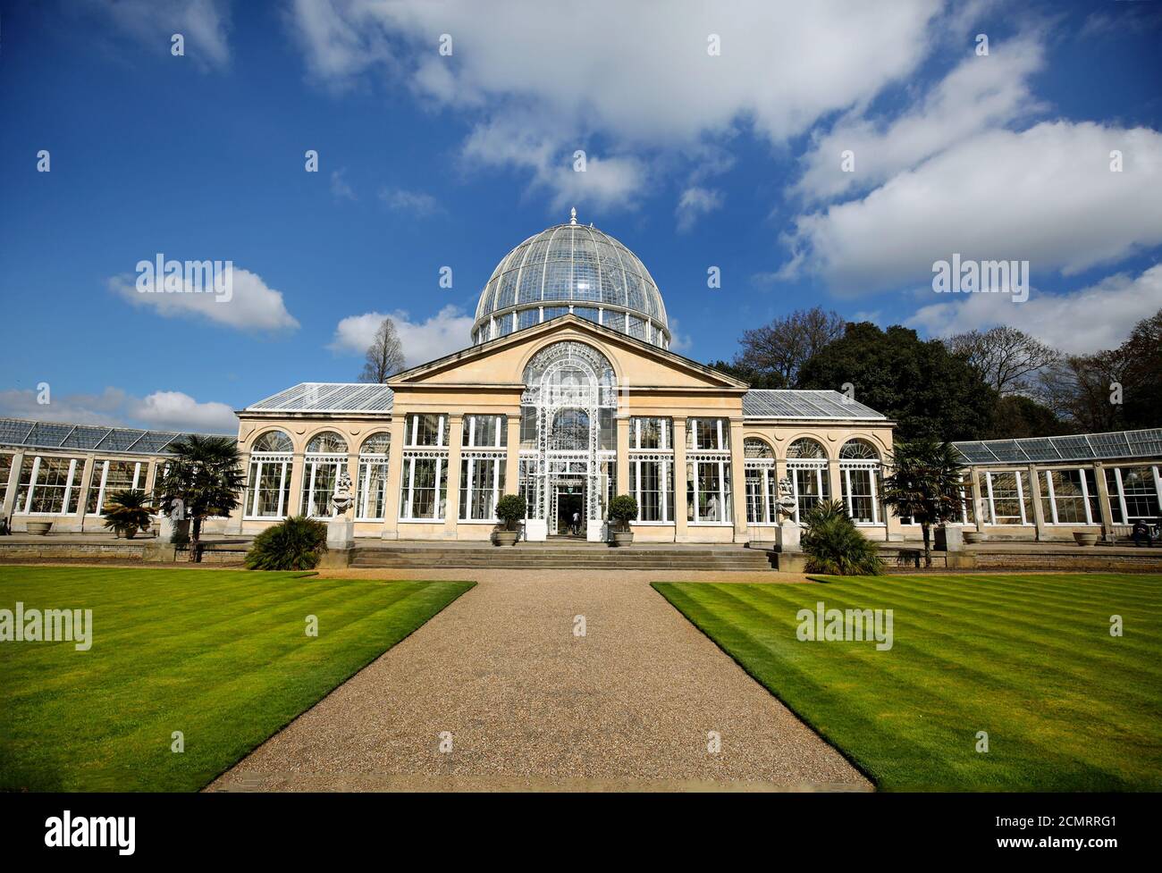 Great Conservtory win Syon Park, Owned by the Duke of Northumberland ...