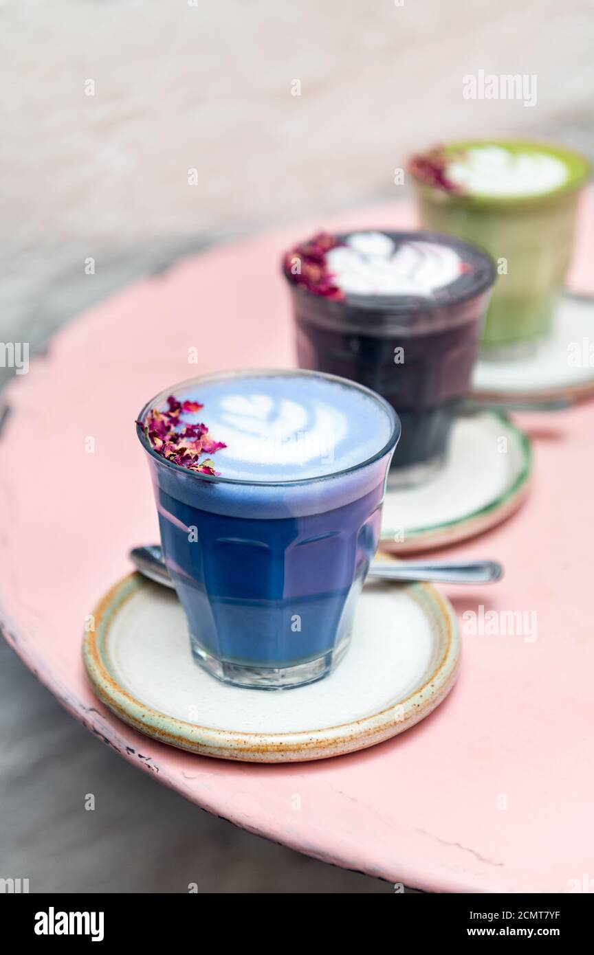 Two lattes hi-res stock photography and images - Alamy
