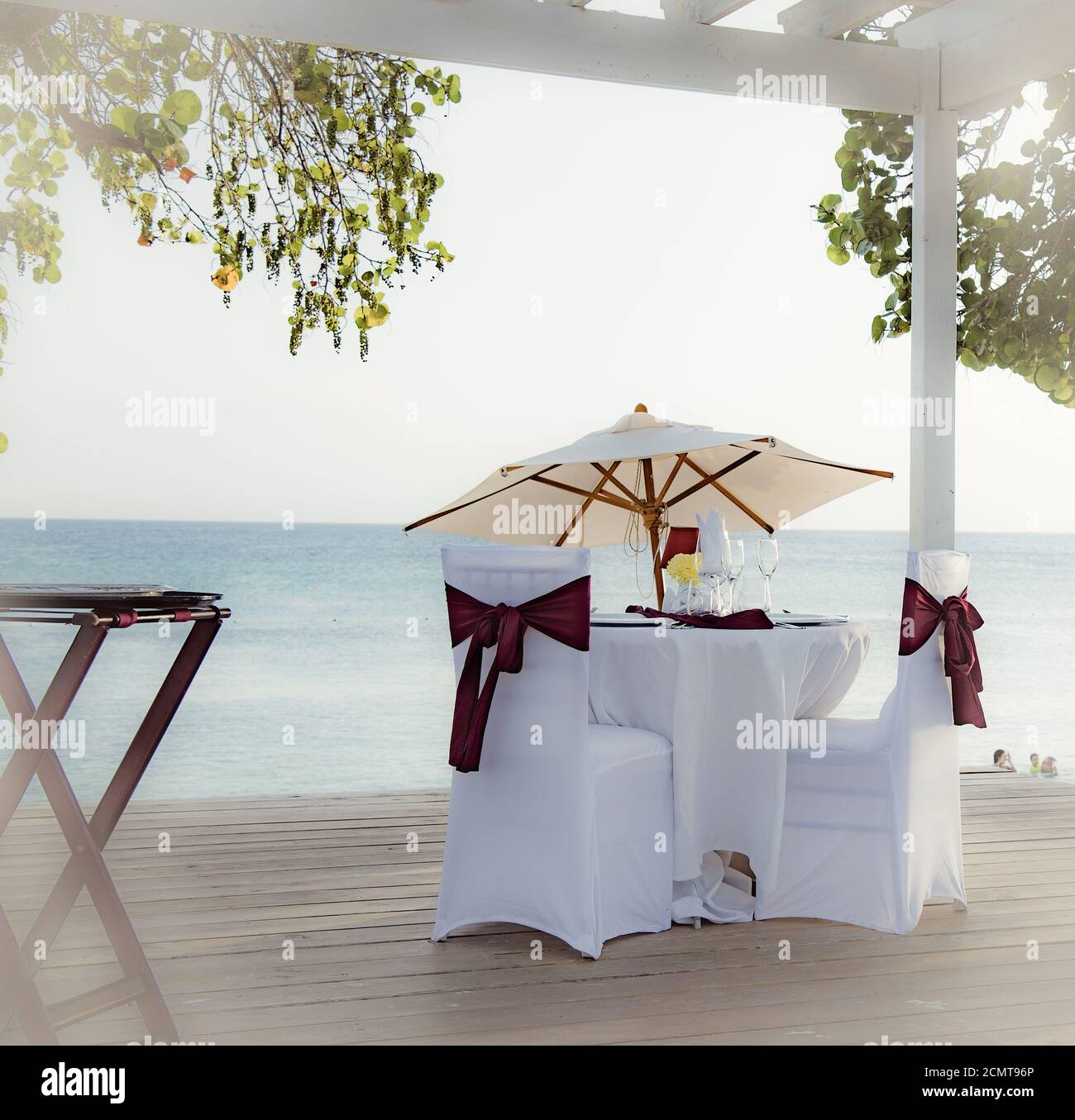 Aerial view dining table hi-res stock photography and images - Alamy